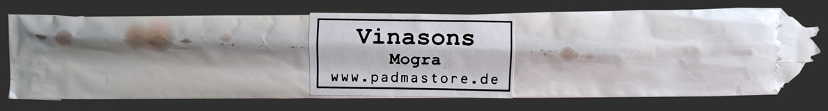 Vinasons: Mogra, But Mogra – Rauchfahne